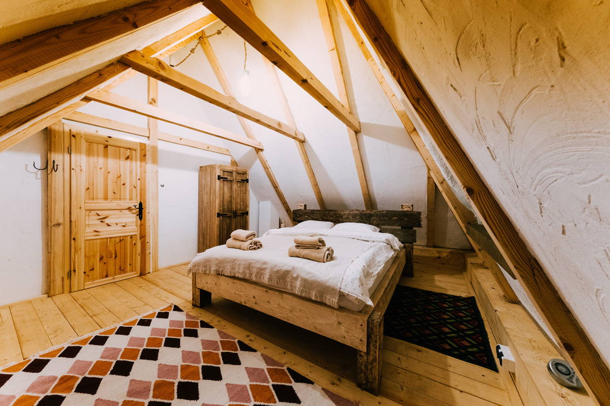 €1.4m Small Historic Romanian Village For Sale - Villageio