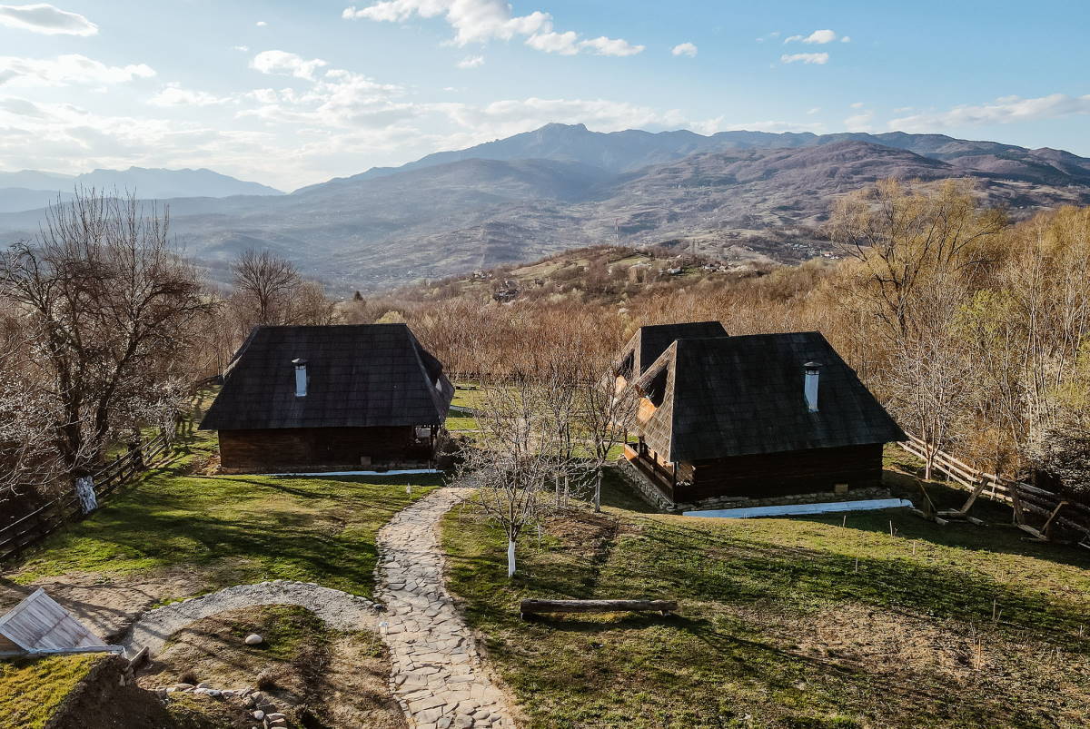 €1.4m Small Historic Romanian Village For Sale - Villageio